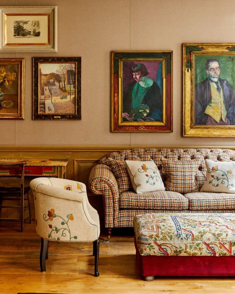 Timeless Elegance: The Dos and Don'ts of English Interior Style - Kit ...