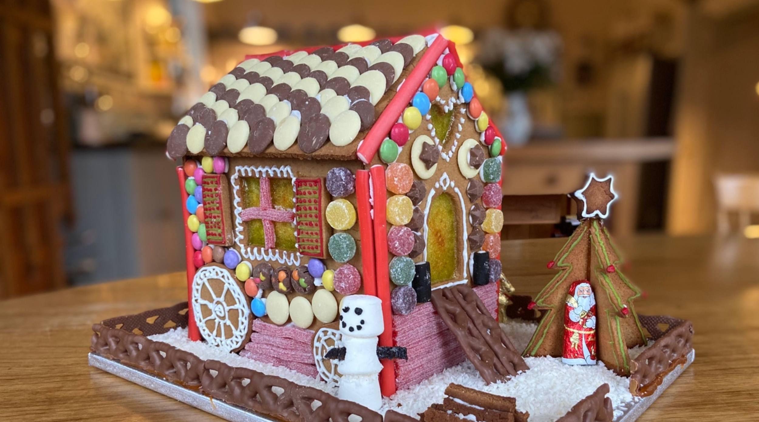 Design Threads: Building a Gypsy Caravan Gingerbread House - Kit Kemp ...