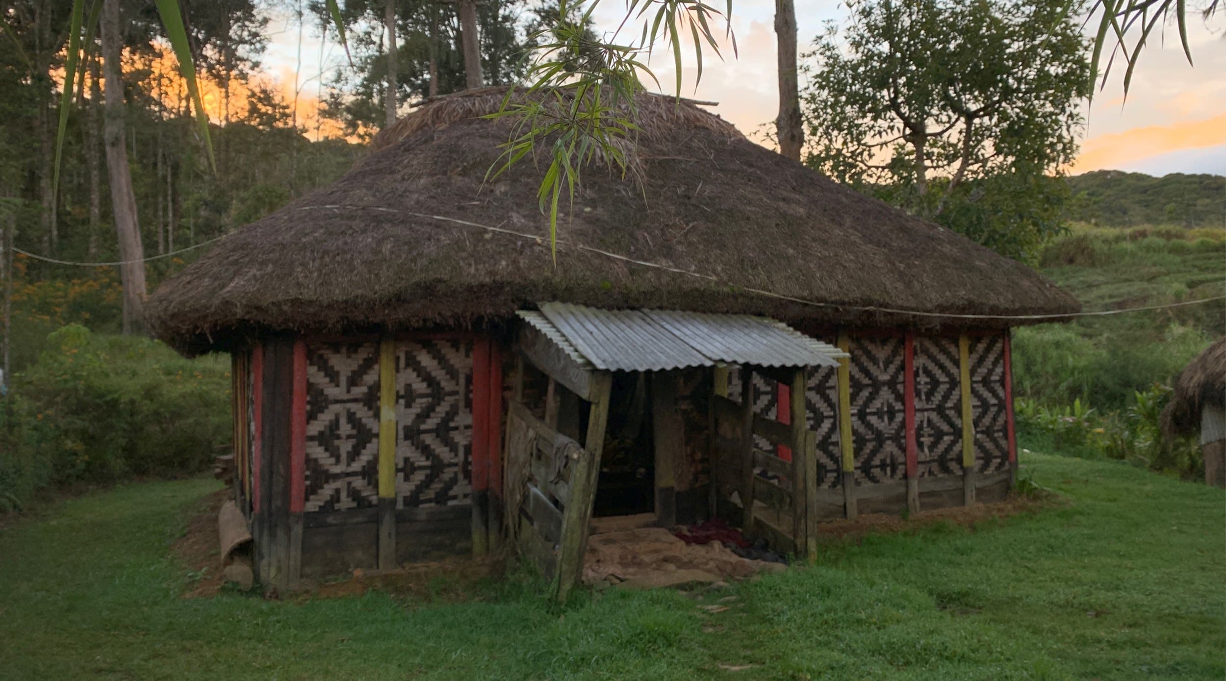 Papua New Guinea Buildings VERNACULAR ARCHITECTURE